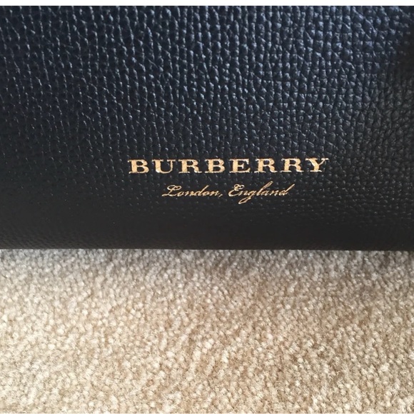 Burberry | Bags | Burberry Banner Bag Shoulder Strap Tote Handbag Black ...